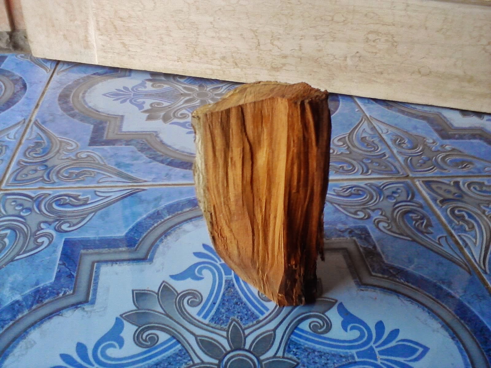 GALIH KAYU TAYUMAN ATAU KAYU TARIUMAN ~ kayu tayuman, kayu bertuah